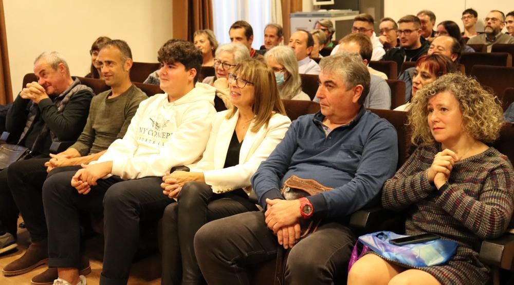 Entrañable homenaje de Sabiñánigo a Francho Rufas, Campeón del Mundo de ...
