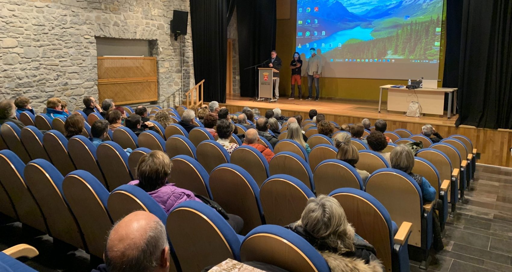 'Erata' viste de cultura y tradición el comienzo de año en Biescas