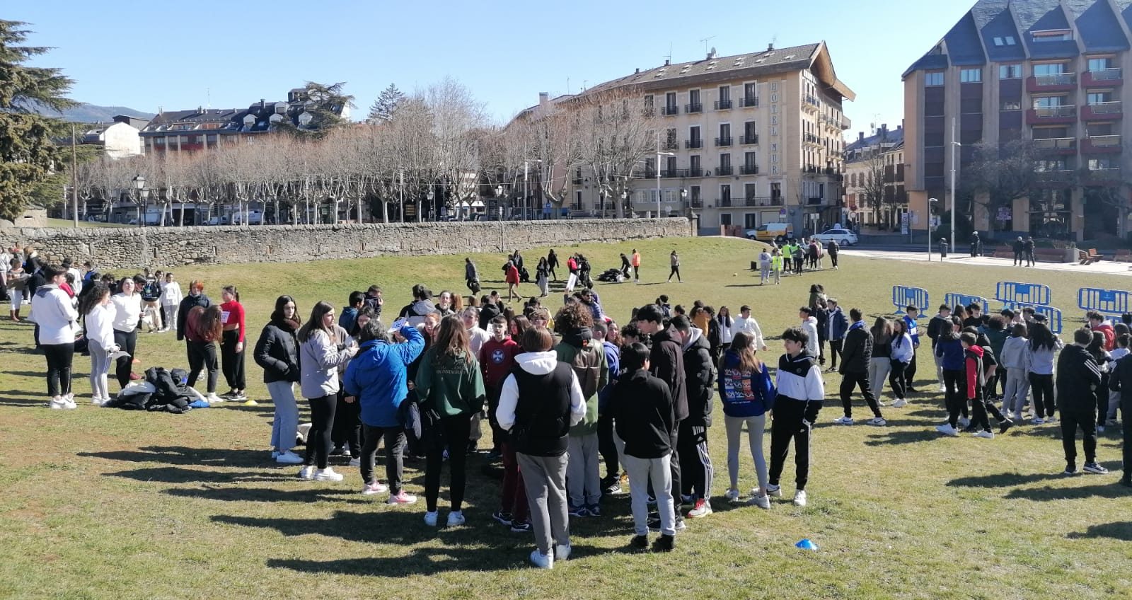 'Construyendo un mundo mejor', el proyecto Erasmus del IES Domingo Miral que comparten Jaca y ...