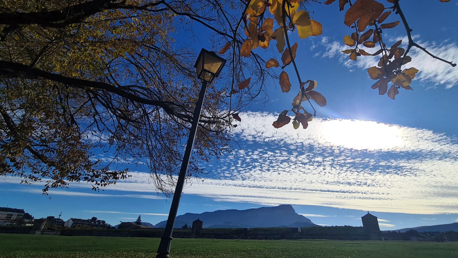 Seis rincones de Jaca y su entorno que podrías reconocer en seis ...