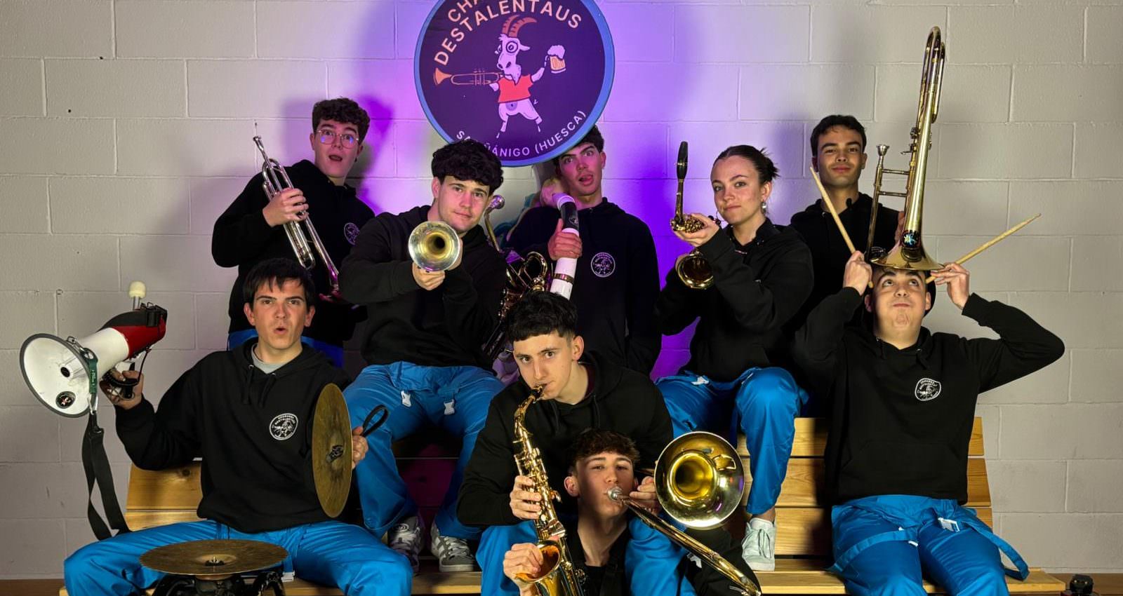 Charanga Destalentaus de Sabiñánigo: jóvenes, artistas y la banda ...